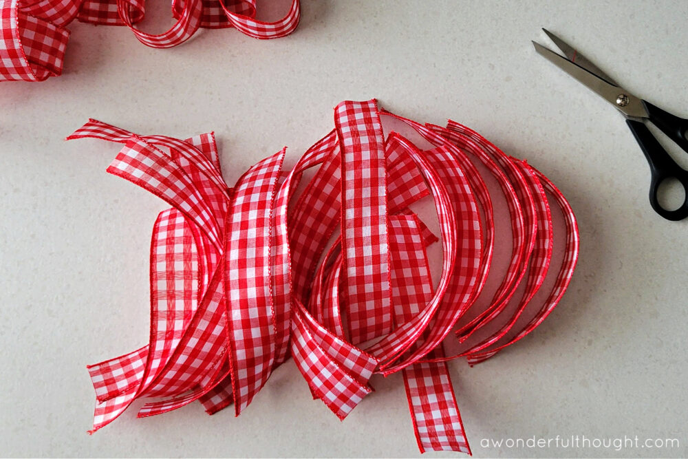 Chain Garland - A Wonderful Thought