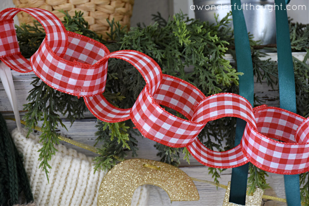 Chain Garland - A Wonderful Thought